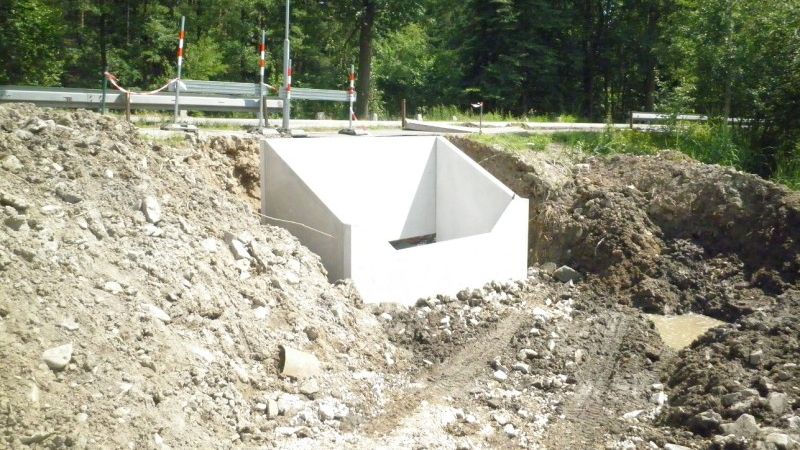 Stavidla a požeráky na zakázku - výroba, prodej - Prefa Hubenov s. r. o.